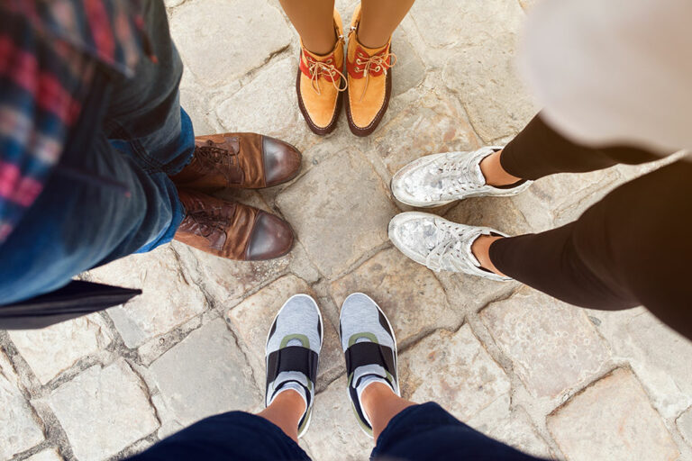 Cómo elegir el calzado adecuado para tus pies: consejos de un podólogo ...